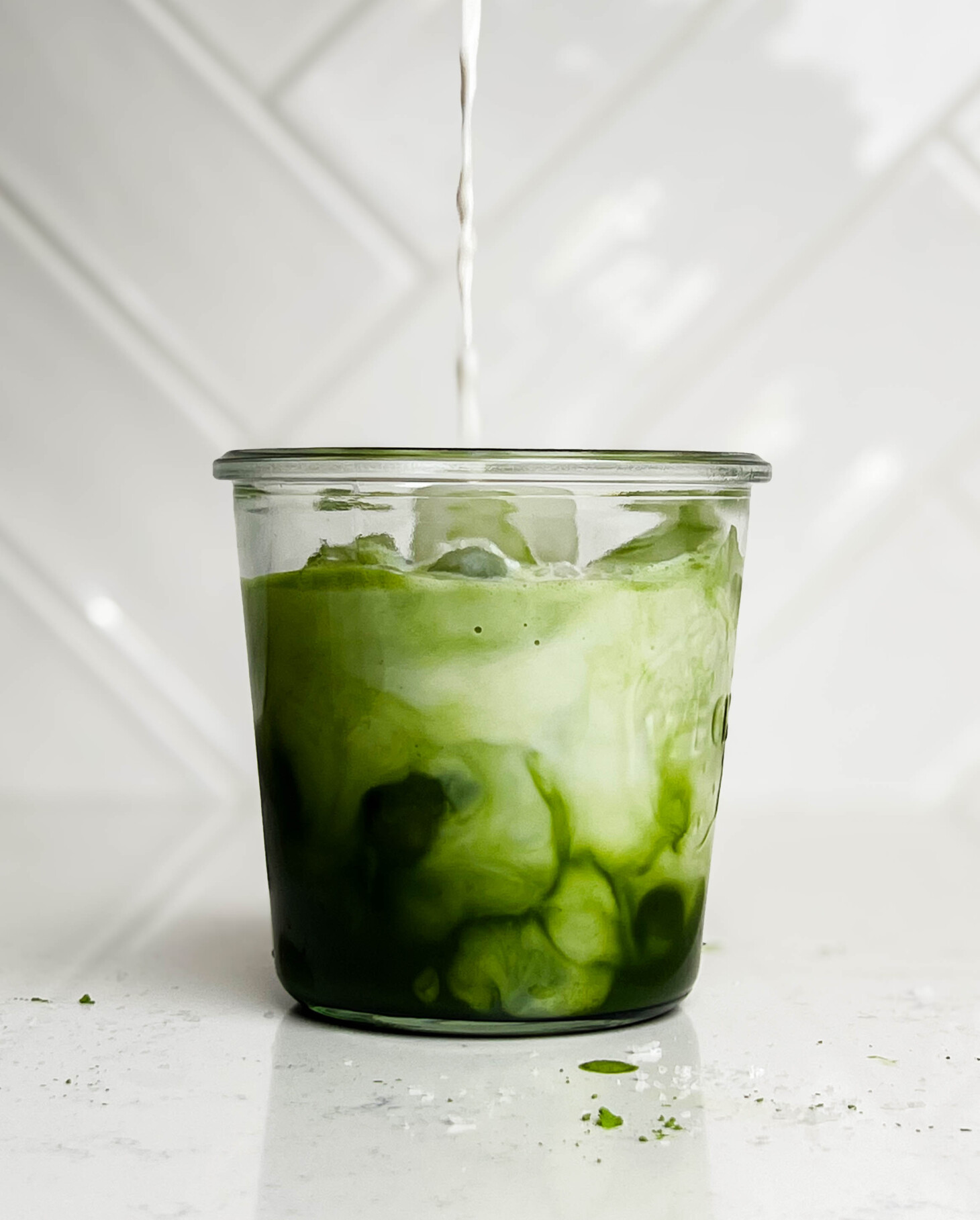 Iced Matcha Latte | Munching with Mariyah